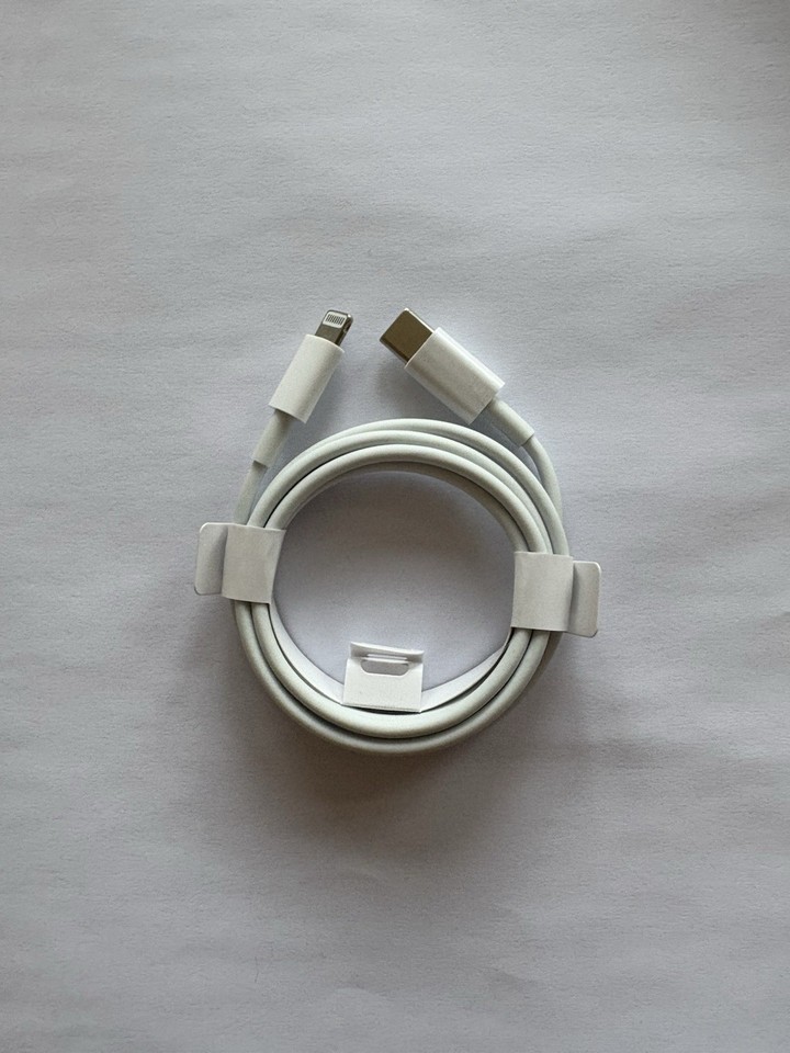 USB-C to 8 Pin Charging Sync Fast Charging Cable For Apple iPhone white ...