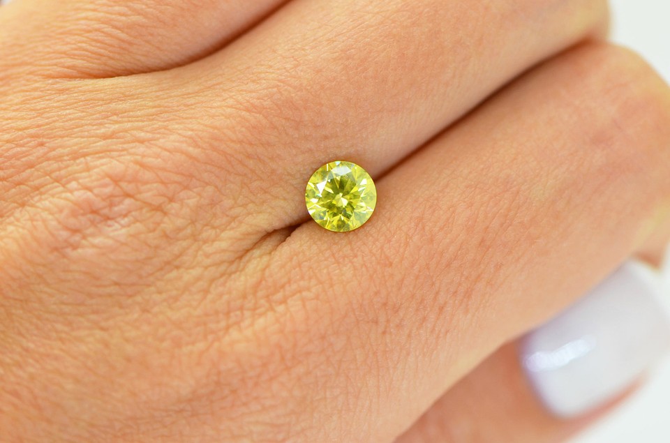 Loose Round Shape Diamond Fancy Yellow Color SI1 Certified Enhanced 1. ...