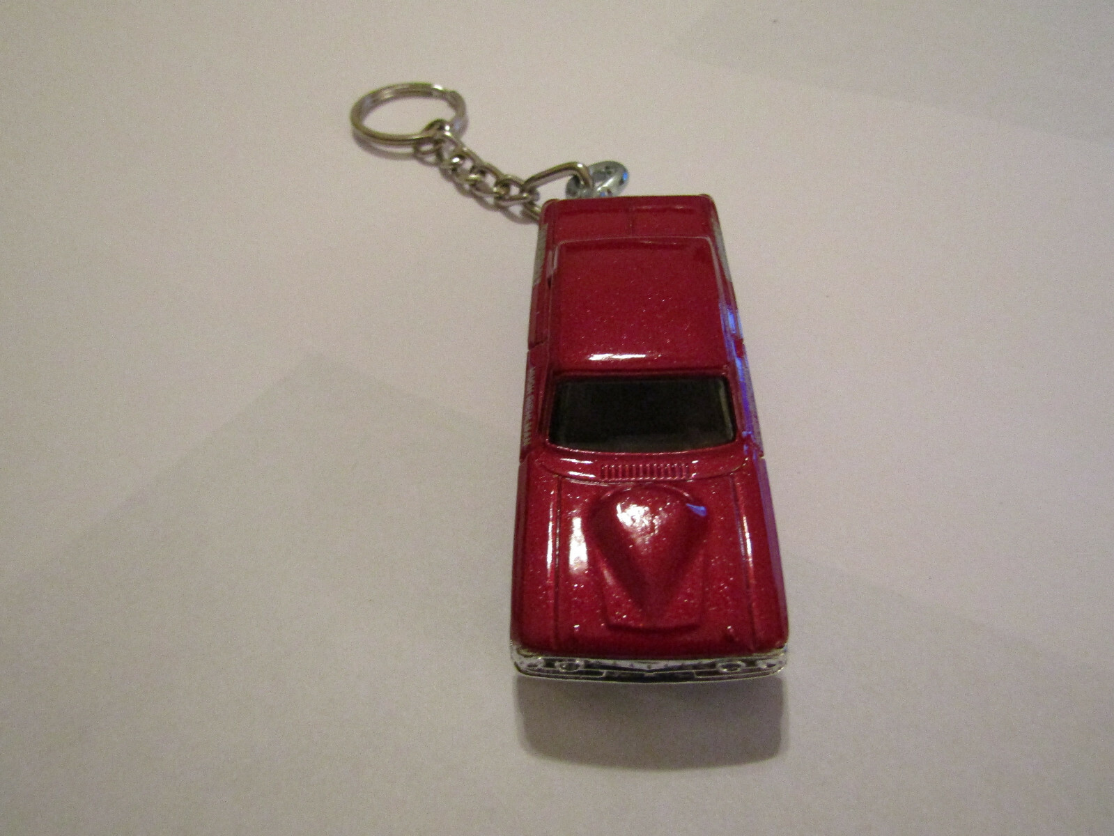1964 FORD FAIRLANE THUNDERBOLT DIECAST MODEL CAR KEYCHAIN KEYRING RED ...