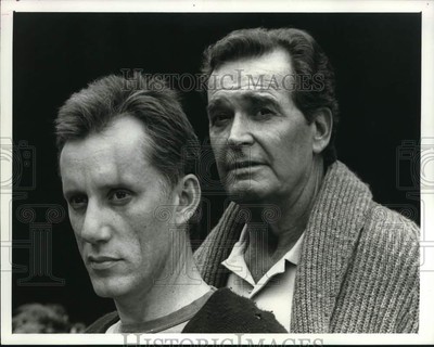1988 Press Photo Actors James Garner and James Woods star in CBS ...