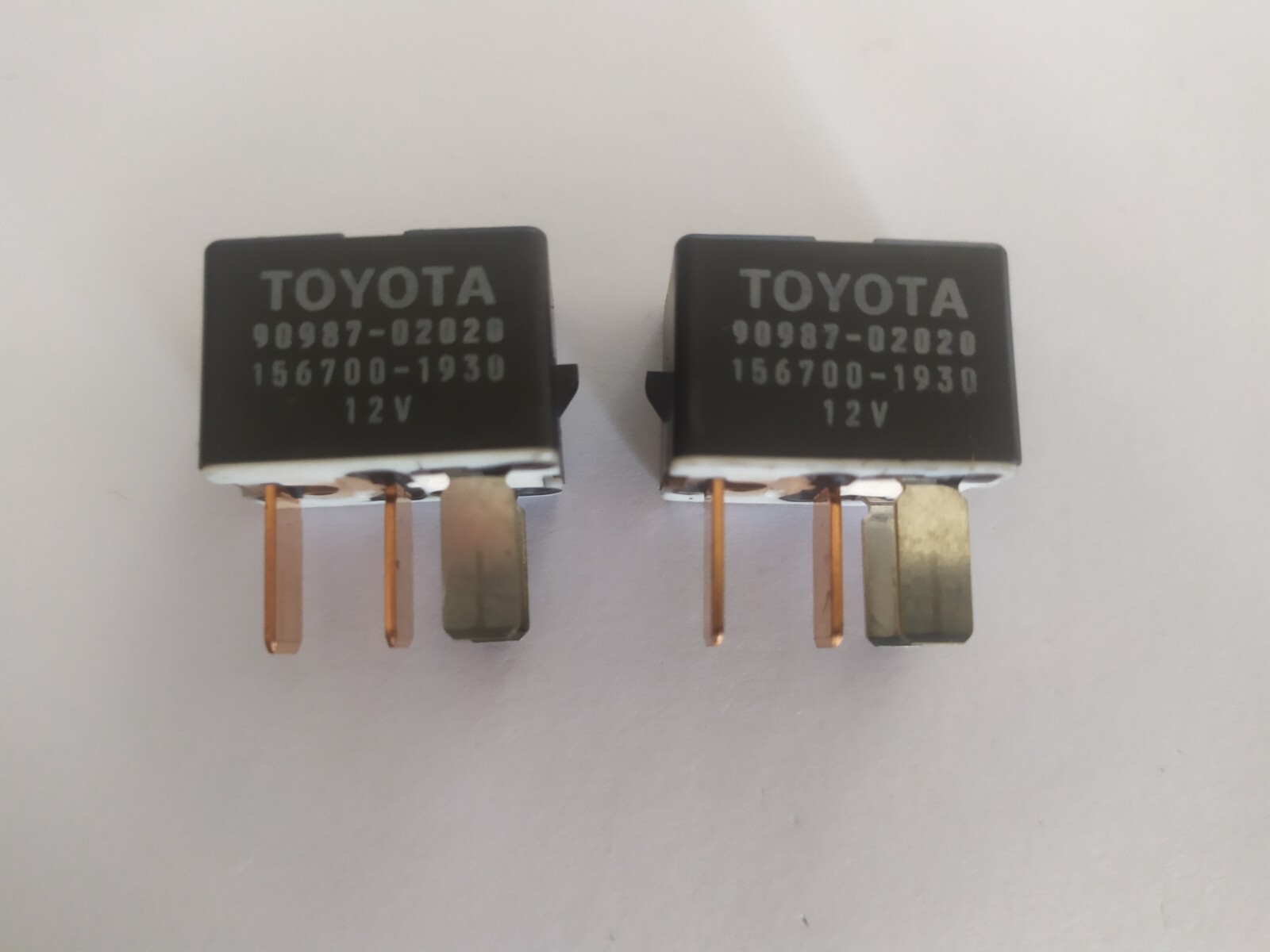 GENUINE TOYOTA LEXUS 4 PIN BLACK RELAY SET X2 DENSO 90987-02020 / ...