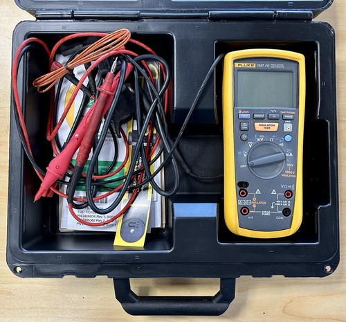 Fluke 1587 Insulation Multimeter Kit with Case | eBay