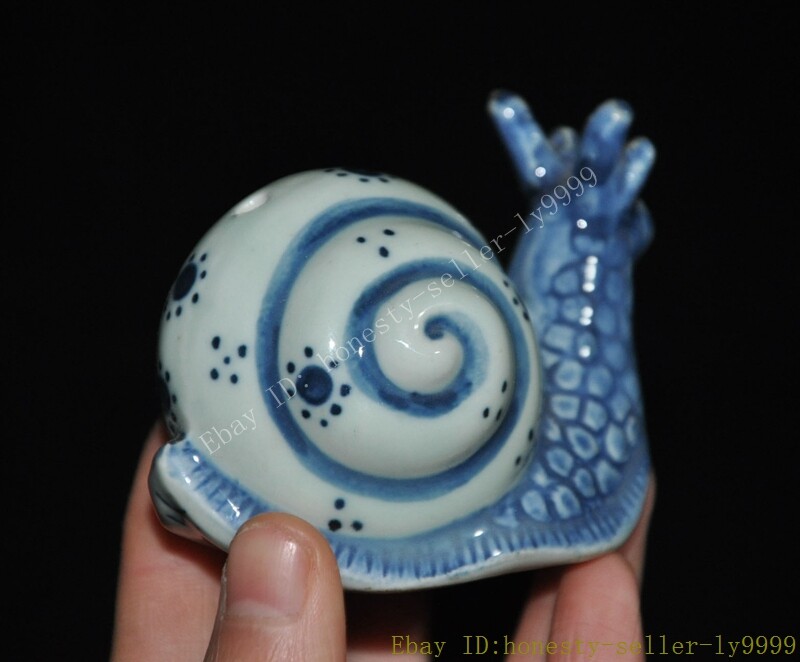 China official blue and white porcelain wealth Lucky animal snails ...