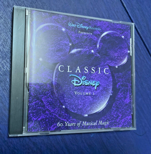 Classic Disney CD Volume 1 - 25 Tracks - Copyright 1995 Walt Disney ...