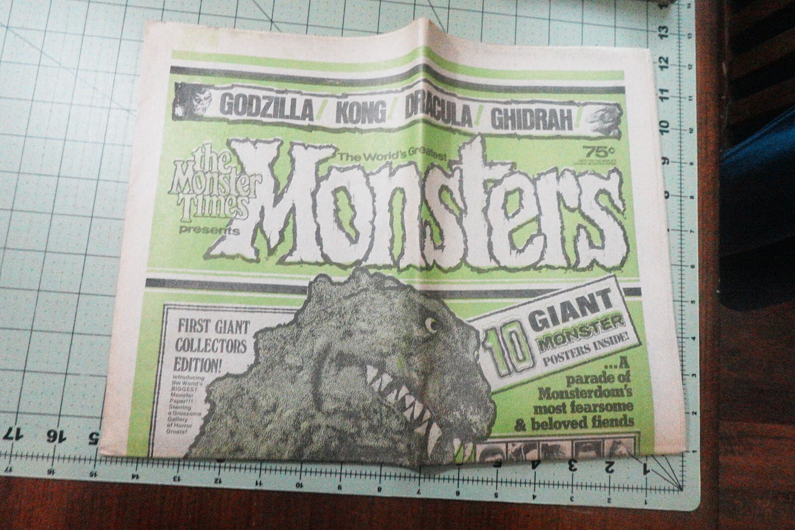 THE MONSTER TIMES presents MONSTERS (1970's) 15" x 22" tabloid ...
