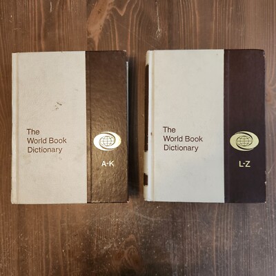 The World Book Dictionary A-K & L-Z 2 Vol. Set 1977 Edition Barnhart ...