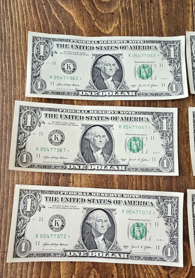 UNCIRCULATED 2021 ONE ($1) DOLLAR STAR NOTES FROM BANKSTRAP 05477062 ...