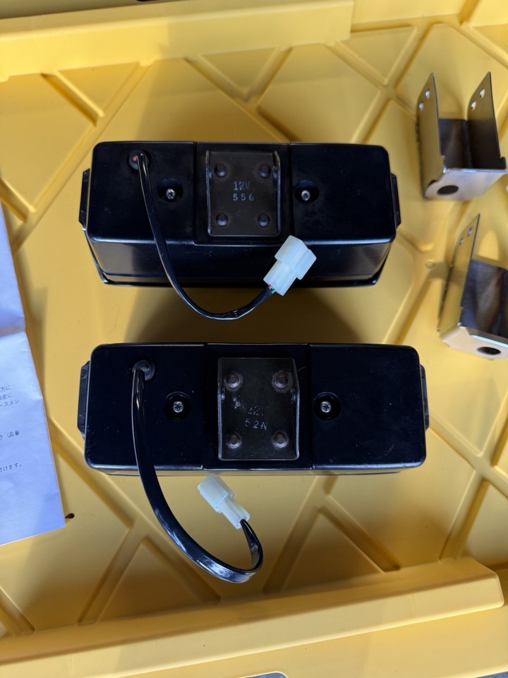 OEM Toyota AE86 AW11 Auto cover Fog Lights JDM Rare | eBay