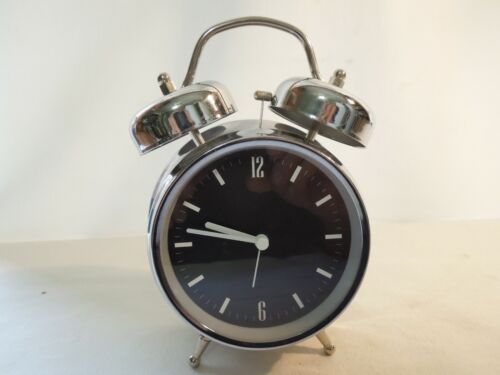 Vintage Twin Bell Quartz Alarm Clock Chrome Plated Metal Frame 7" Tall ...