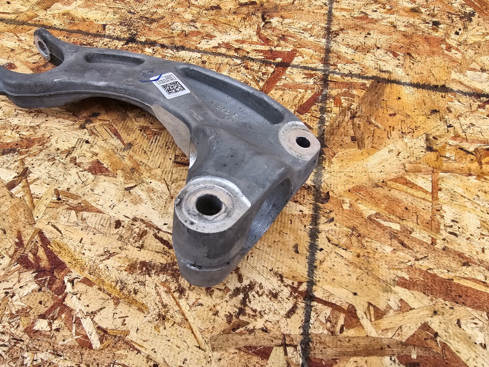 FRONT RIGHT SHOCK STRUT BRACKET FORK OEM 47K 19-23 AUDI A6 A7 S6 RS6 ...