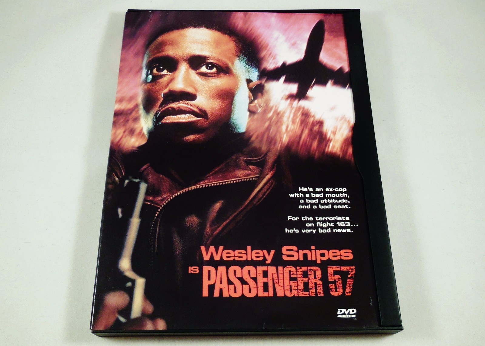 Passenger 57 DVD Wesley Snipes, Bruce Payne, Tom Sizemore, Alex Datcher ...
