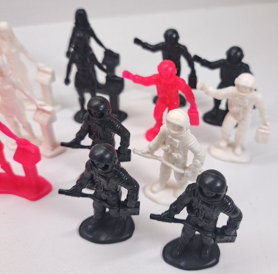 Vintage 1970s Tim Mee Galaxy Laser Space Team Astronauts Aliens Plastic ...