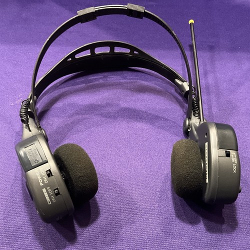 KOSS Headphones HR110 Dynamic Bass Boost Sound AM/FM Stereo Radio (S249 ...