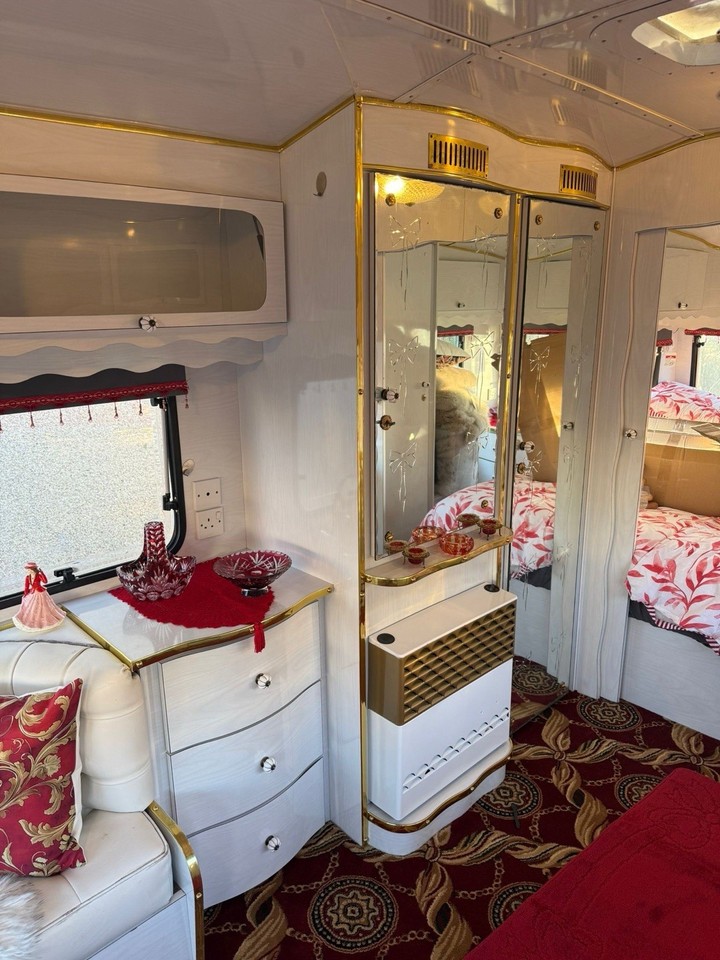 1991 Buccaneer Superstar 23ft Roma Caravan Retro Gypsy Showman’s ...