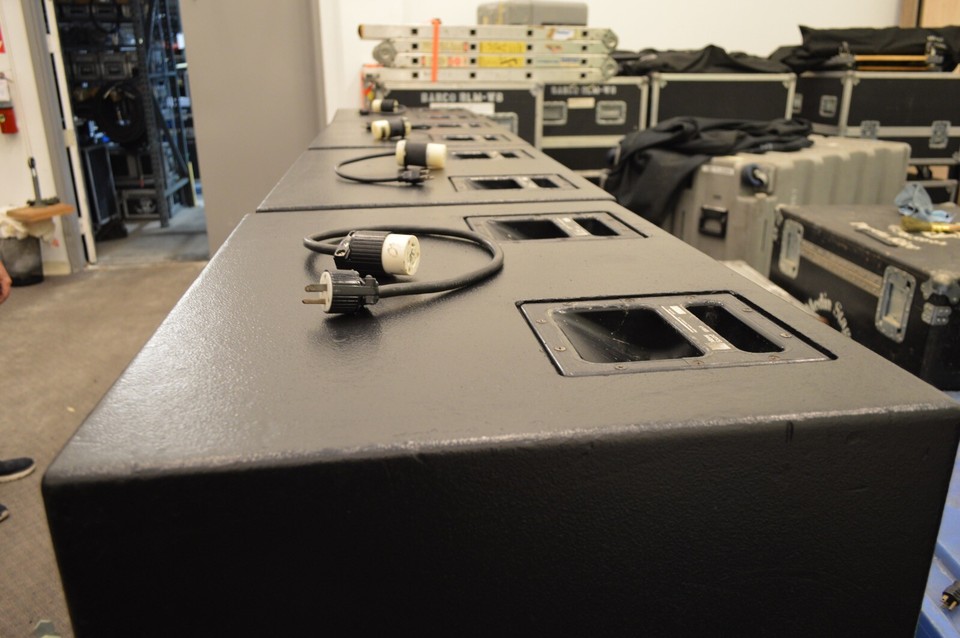 Meyer Sound 650P Powered Subwoofers all working as should 2 Pairs ...