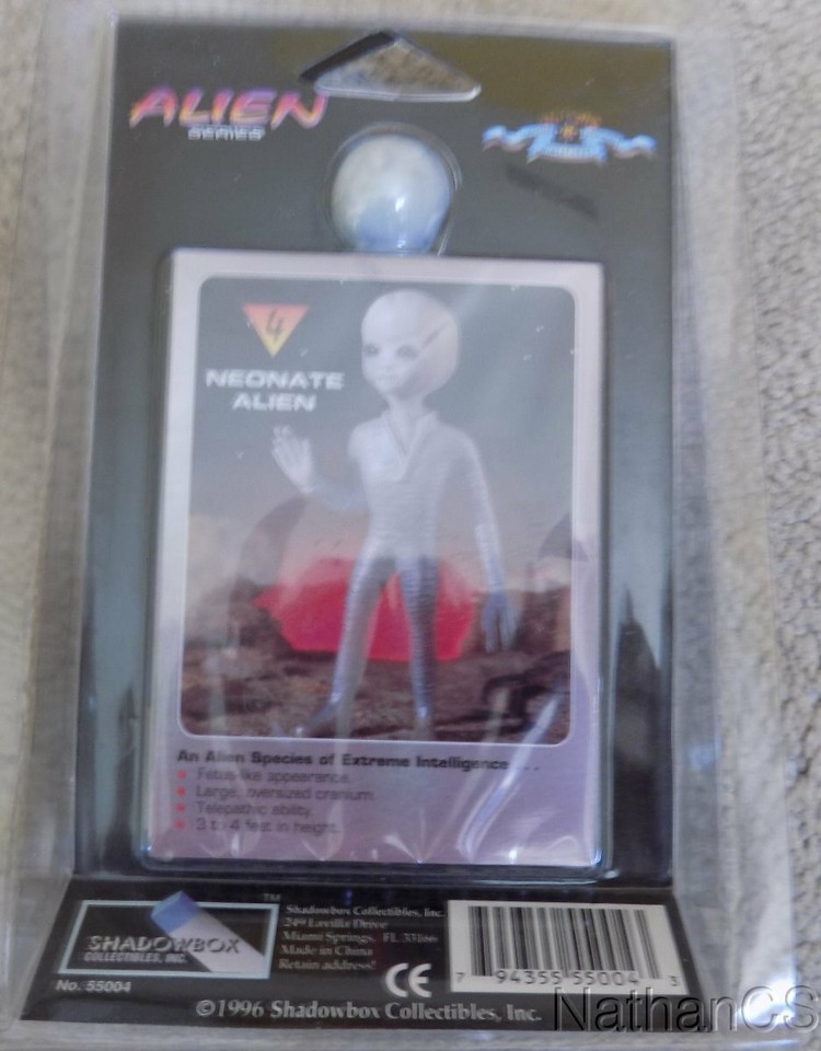 Neonate Alien Miniature 3-Inch figure - Myths - Legends - Miniatures | eBay