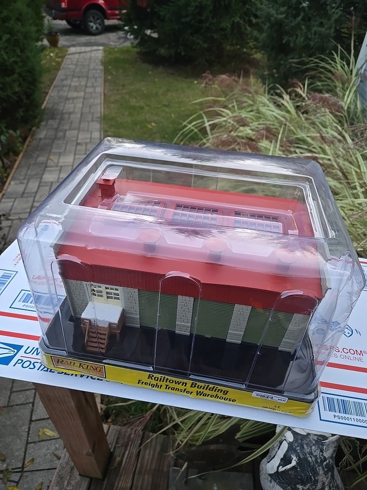 MTH Rail King O Gauge Freight Transfer Warehouse 30-90408 Lighted | eBay