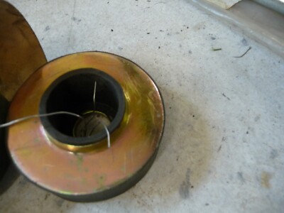 Mack 25164179 Insulator | eBay