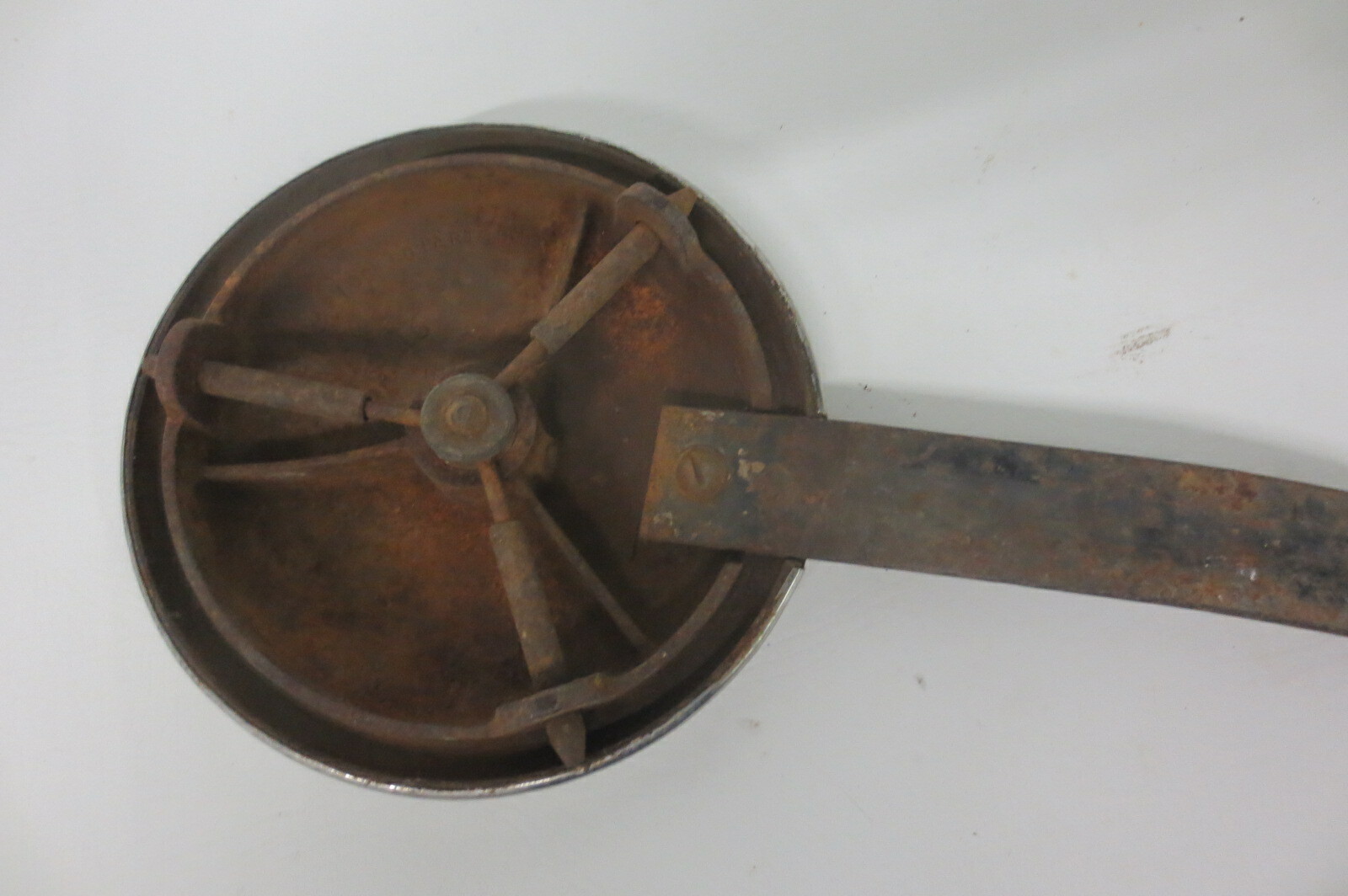 1930's WHEEL COVER FORD Locking Hub Cap Continental Kit Spare Tire ...