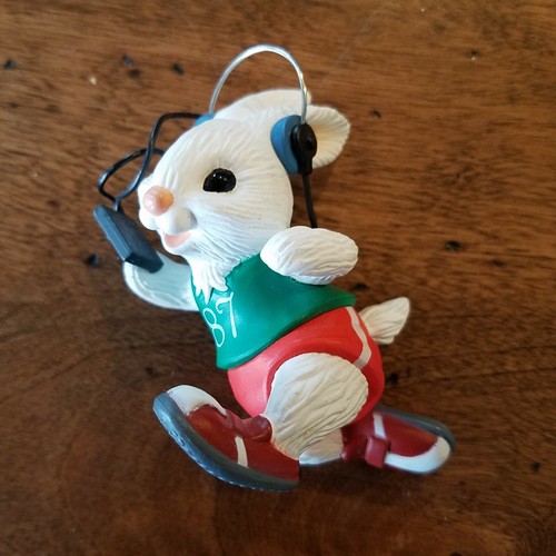 Hallmark 87 Jogging Through The Snow Keepsake Ornament Bunny Rabbit ...
