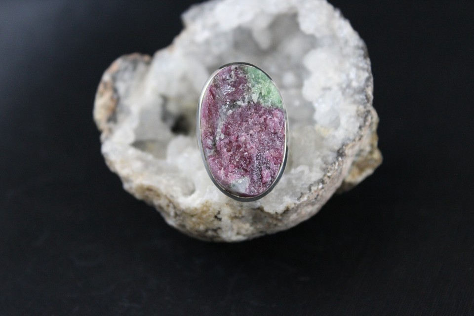 STERLING SILVER OVAL GENUINE RUBY & ZOISITE BEZEL SET LADY'S RING SIZE 8 | eBay