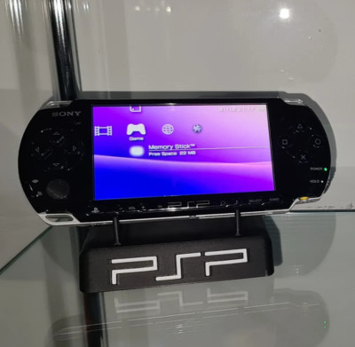 PSP Stand Holder with Logo - Fits All Models PlayStation Portable | eBay