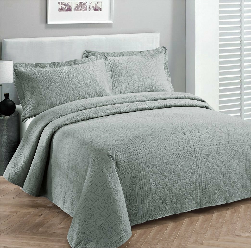 Light Gray Grey 3 pc Quilt Set Twin XL Full Queen Cal King Coverlet ...