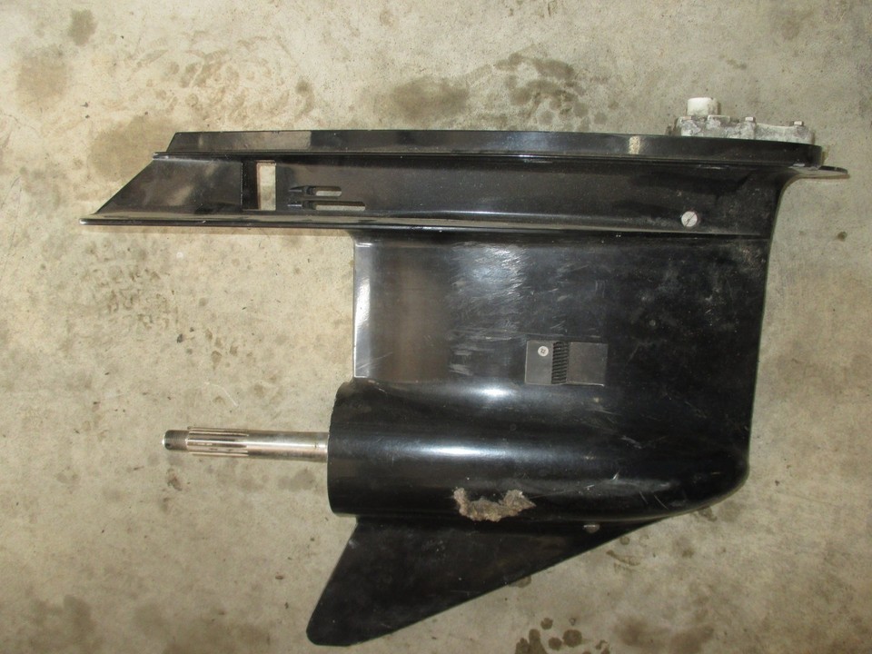 Johnson Evinrude 150-175hp 2 stroke outboard SEI lower unit housing 90 ...