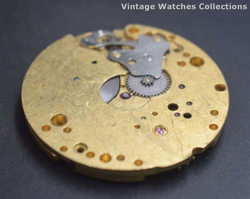 UT-6498 Winding Non Working Wrist Watch Movement For Parts & repair O ...