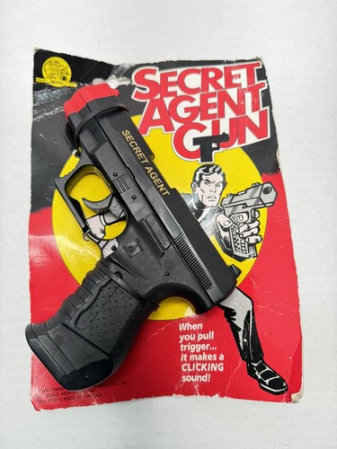 VINTAGE WICKE GERMANY 007 JAMES BOND PISTOL GUN TOY FRANCO TOYS NOVELTY ...