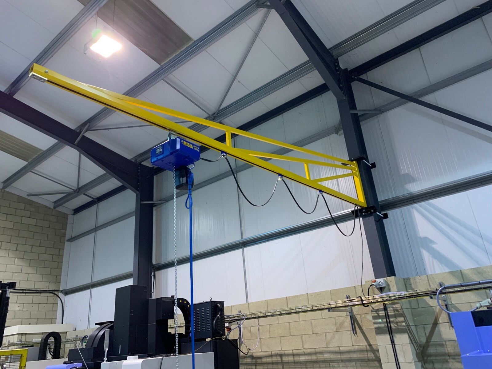 Gantry Crane Overhead Crane Electric Hoist Chain WLL SWL Demag Morris ...