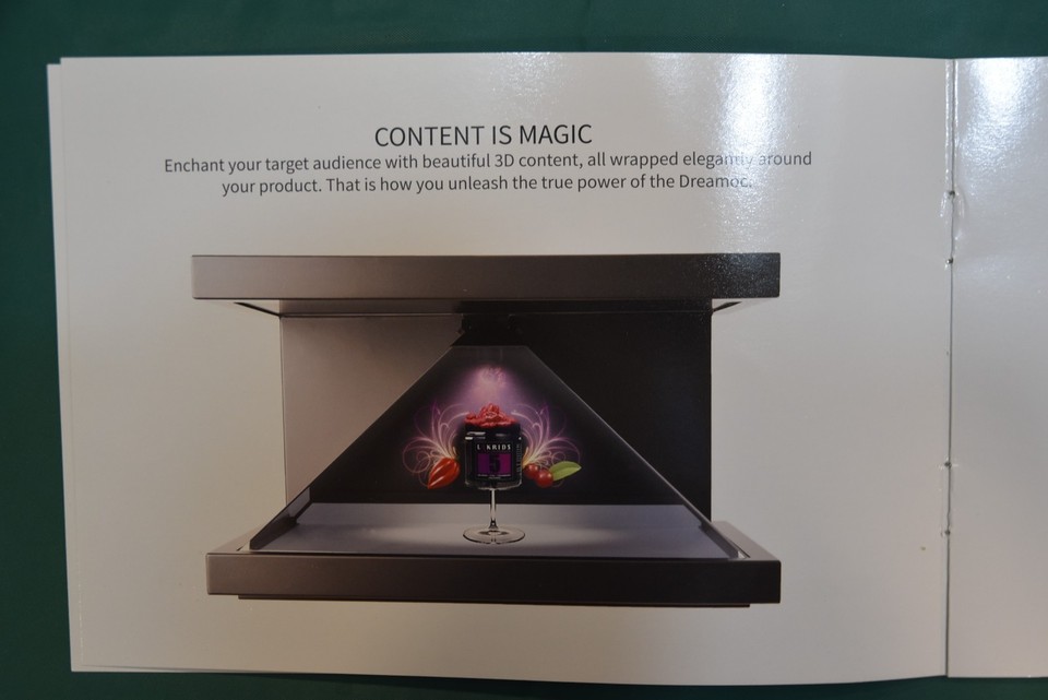 Realfiction Dreamoc HD3 - 3D Holographic/Hologram Display with Stand ...
