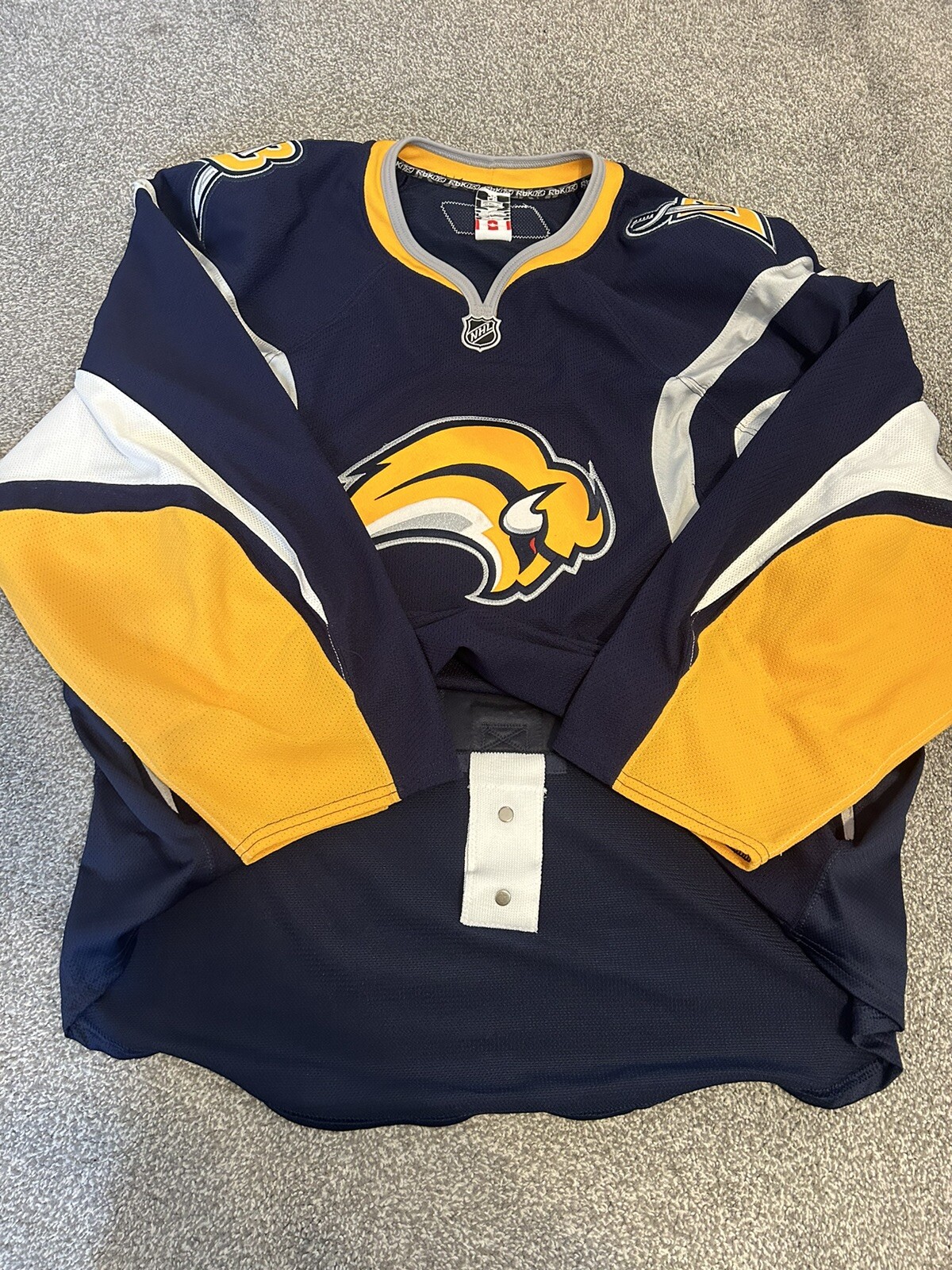 Y2K Buffalo Sabres MiC Authentic Buffaslug Reebok 6100 Home Jersey Size ...