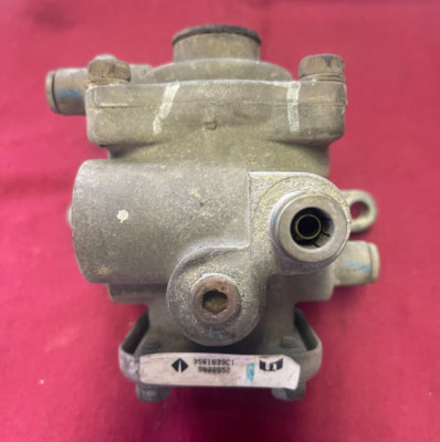 INTERNATIONAL VALVE 3561639C1 | eBay