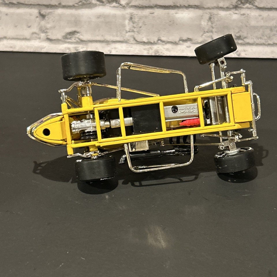 1:24 WALLY PANKRATZ #8X STA-RITE/ HASA 2000 MIDGET XTREME USAC Sprint ...