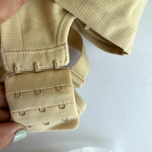 Underoutfit Comfort Shaping Lift Bra Size S Adjustable Strap NWT Style ...