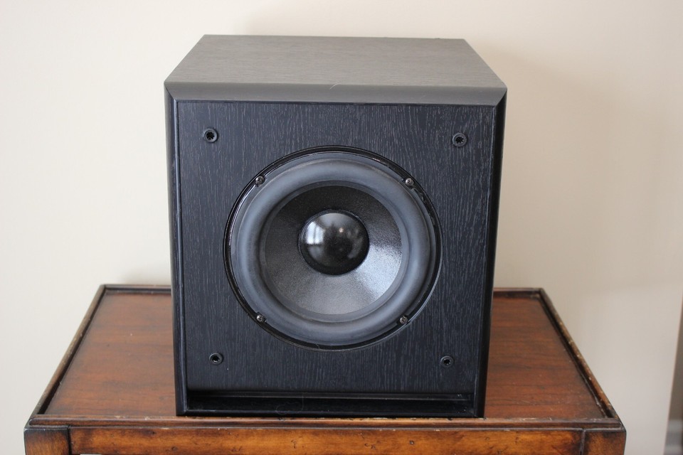 KEF C4 SUBWOOFER (BLACK) 200 WATT POWERED HOME THEATER AUDIOPHILE SUB ...