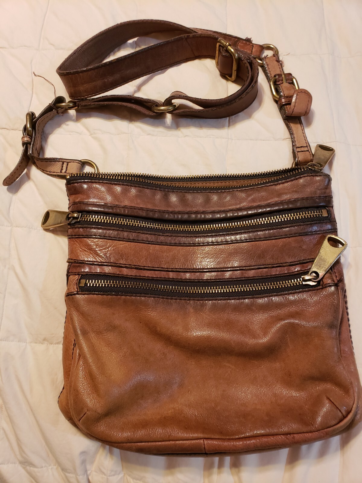 Fossil Explorer Leather Crossbody | eBay