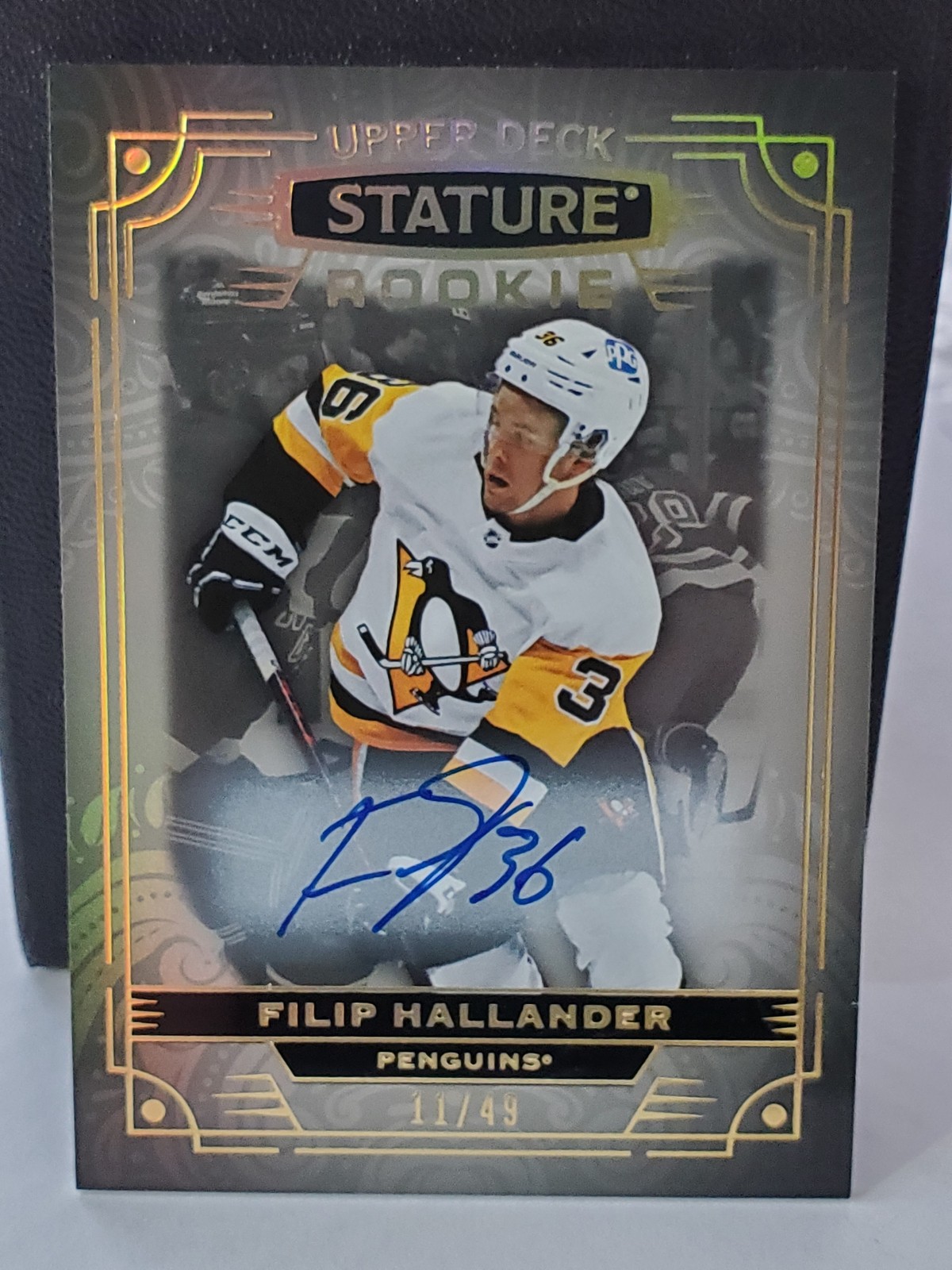 2022-23 UD Stature Photo Variant Autograph #121 Filip Hallander 11/49 ...