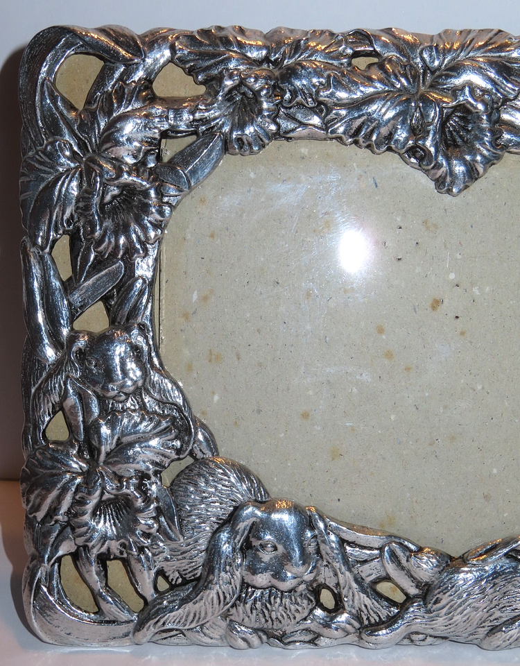 Arthur Court Bunny Rabbit Picture/Photo Frame 1993 Aluminum Heart Shape ...