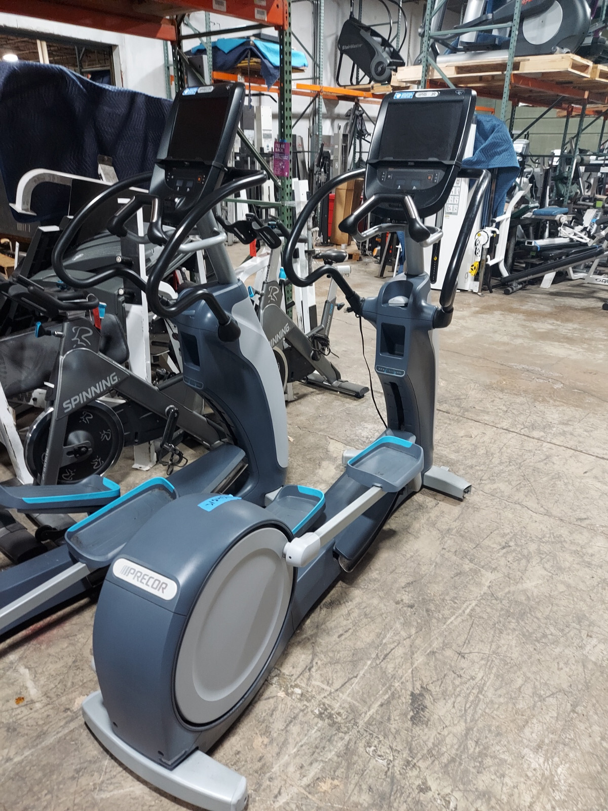 Precor EFX 883 Version 2 Elliptical w/ P82 Console - Cleaned & Serviced ...