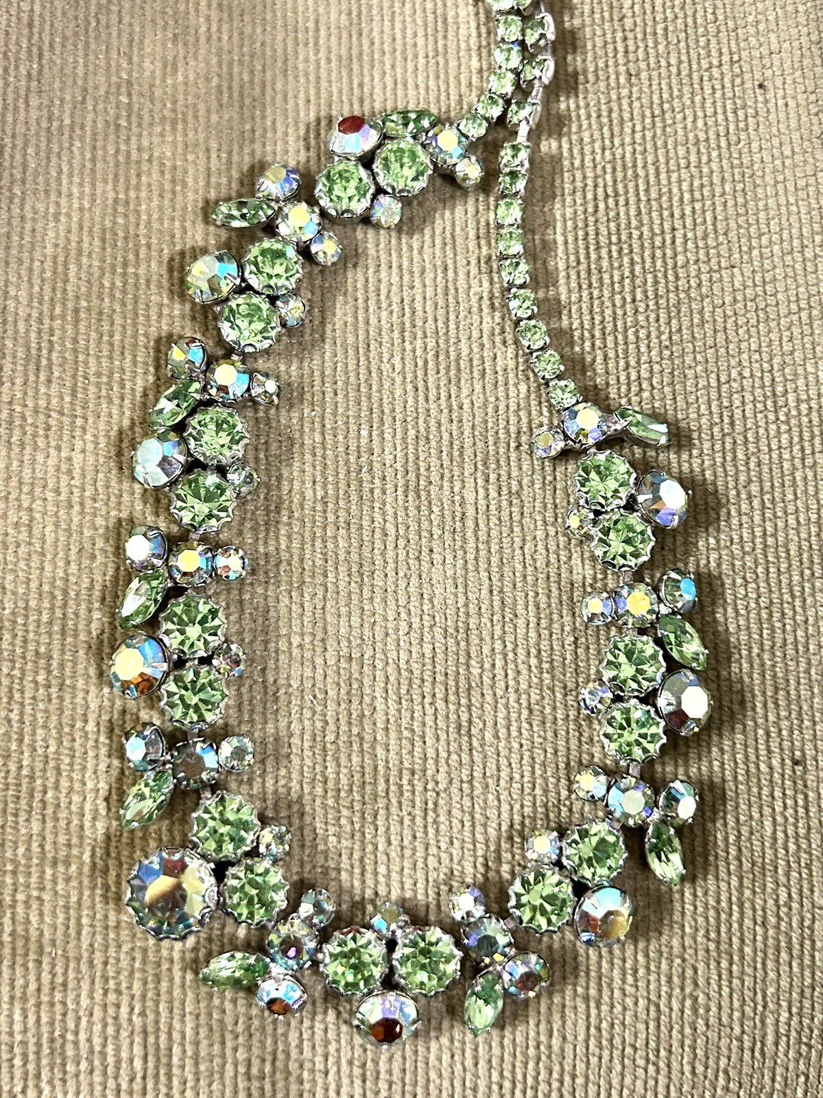Weiss Rhinestone Uranium Glass necklace - Gem