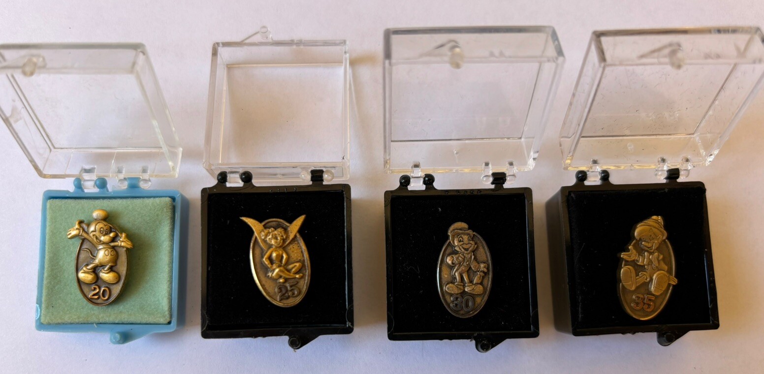 Lot of 8 Disneyland Cast Member Service Pins in original boxes - 1 To ...