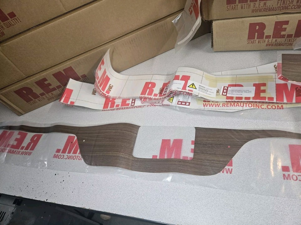 CUD-CON-020 70/74 Cuda Console 4 Speed DiNOC Gunstock Vinyl R.E.M. | eBay