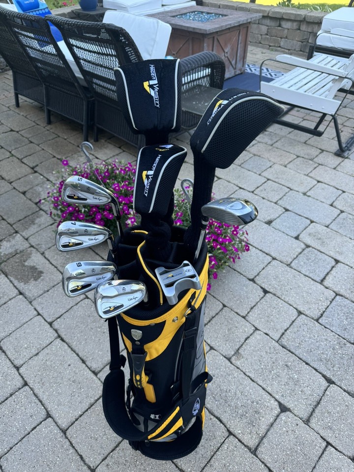 Walter Hagen JR Set Right Handed With Matching Yellow and White Bag, 9 ...