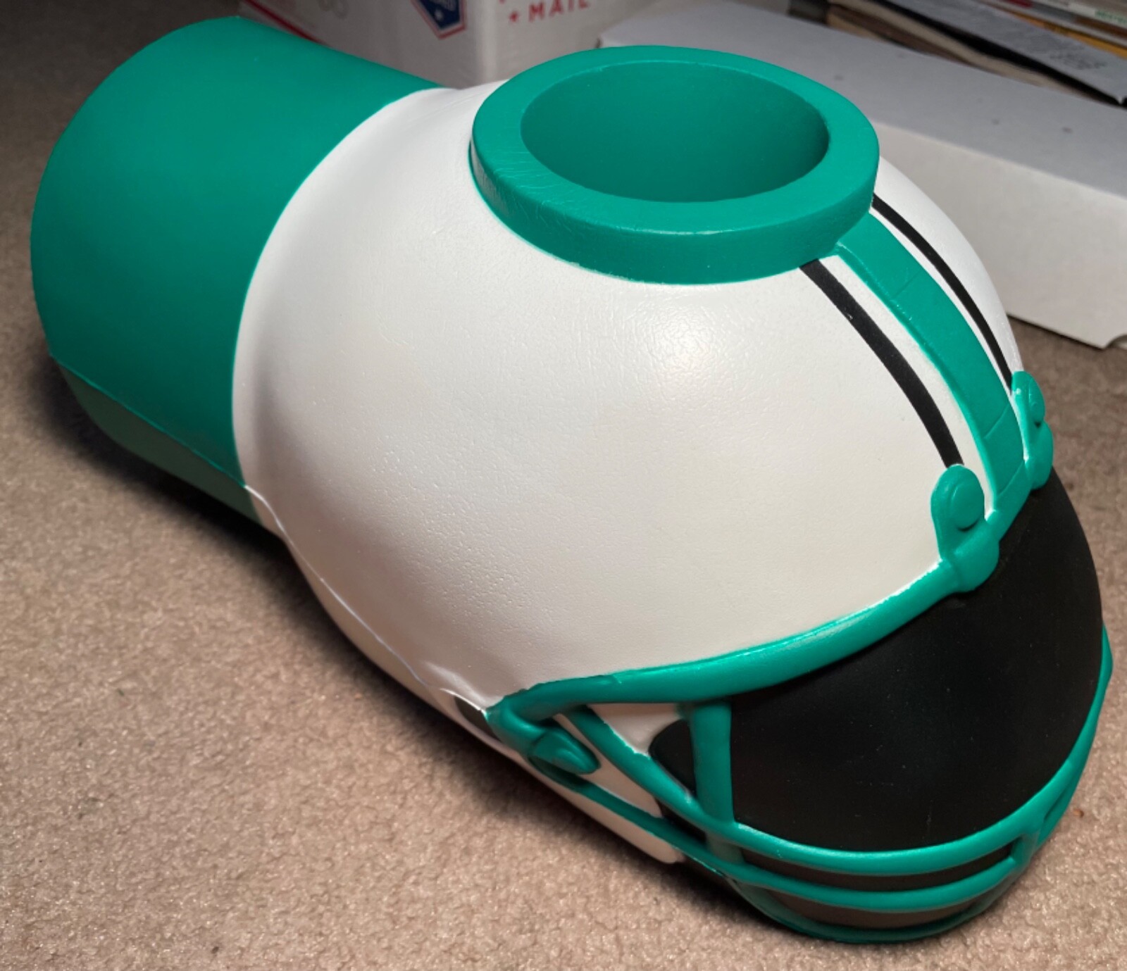 GREEN & WHITE FOOTBALL HELMET INSULATED BEVERAGE HOLDER BEER DRINK SUDS ...