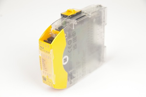 Pilz 772142 PNOZ m EF 8DI4D0 Safety Realy Module | eBay