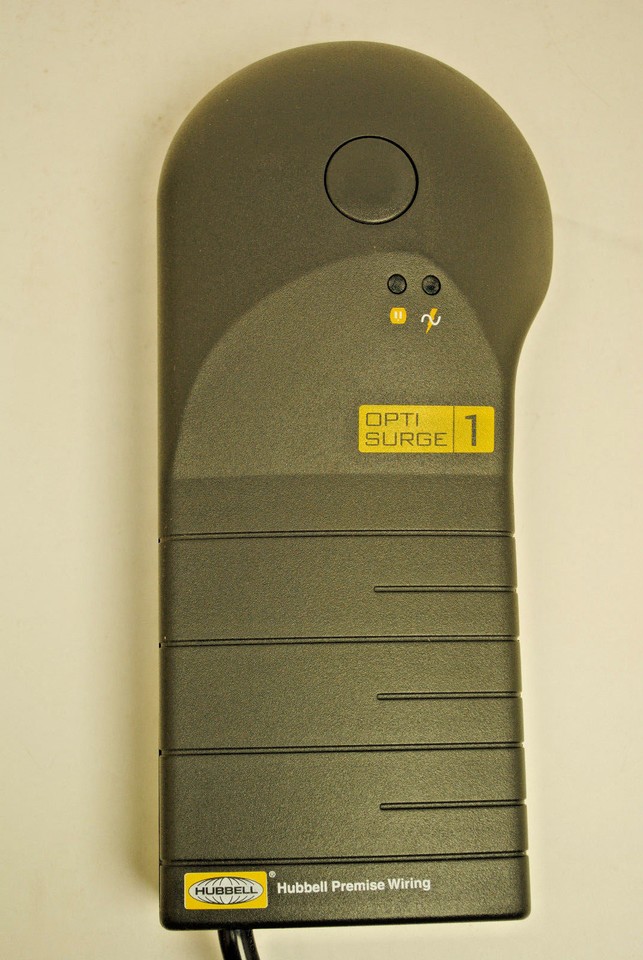 Hubbell PSP1 Surge Protector 7-Outlet Power Strip 6-Ft Cord 120V 15A ...