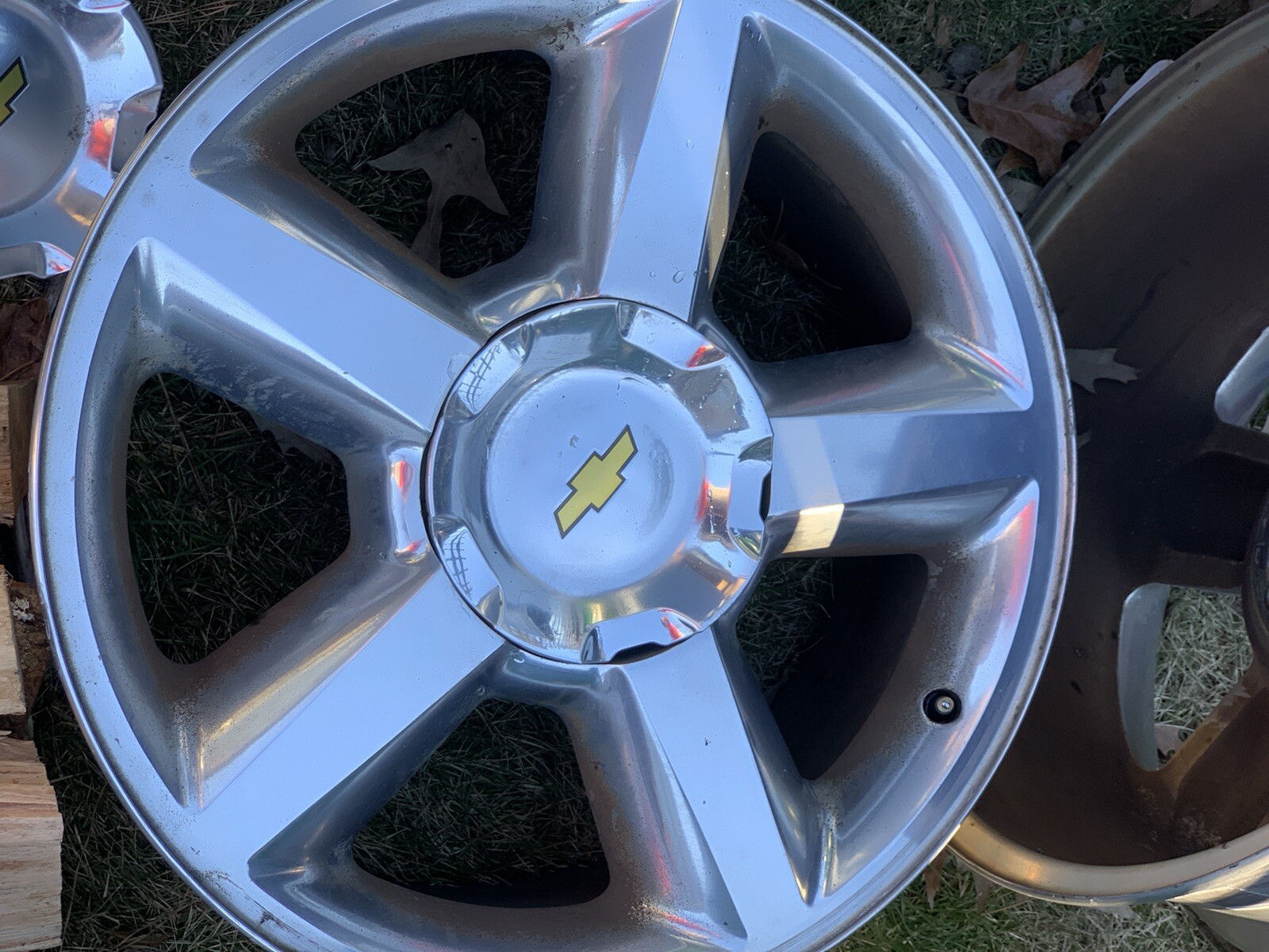 Original Chevrolet Avalanche Tahoe 20 inch WHEEL W/ CAP+LUG NUTS**PICK ...