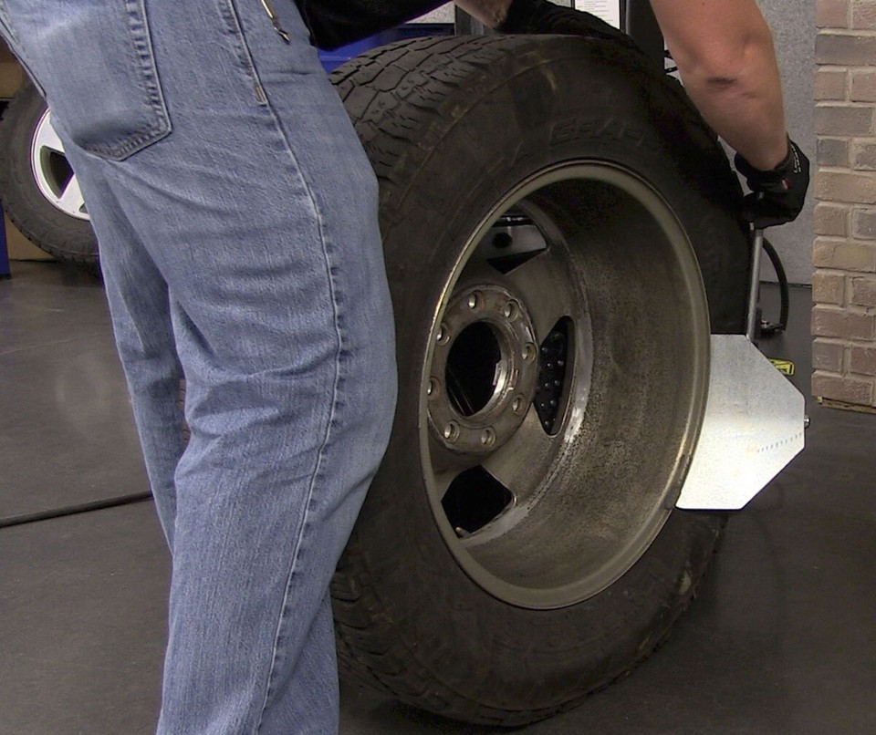 Eastwood Swing Arm Tire Changer Machine With Foot Pedals Pneumatic ...